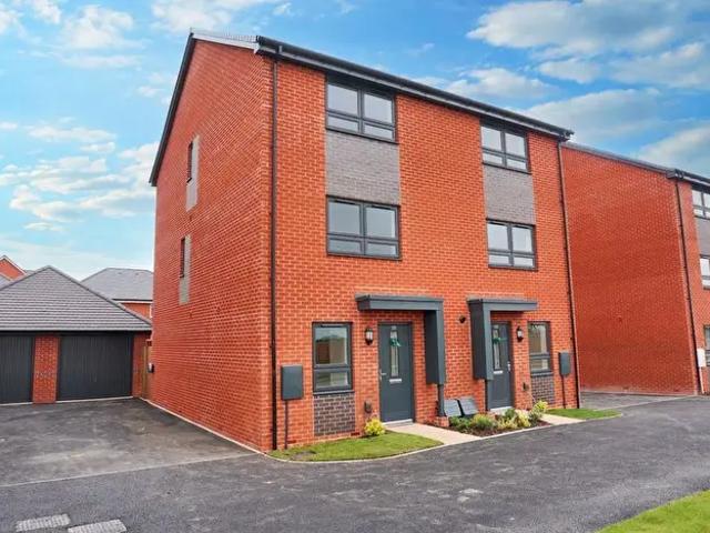 3 Bedroom Semi Detached House To Rent In White Lias Way, Upper Lighthorne, Leamington Spa, Warwickshire, CV33