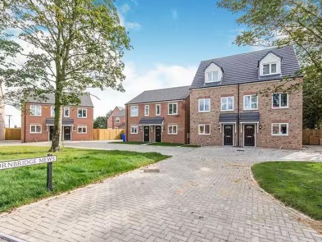 3 bedroom Semi Detached House to rent, Thornbridge Mews, Birco.