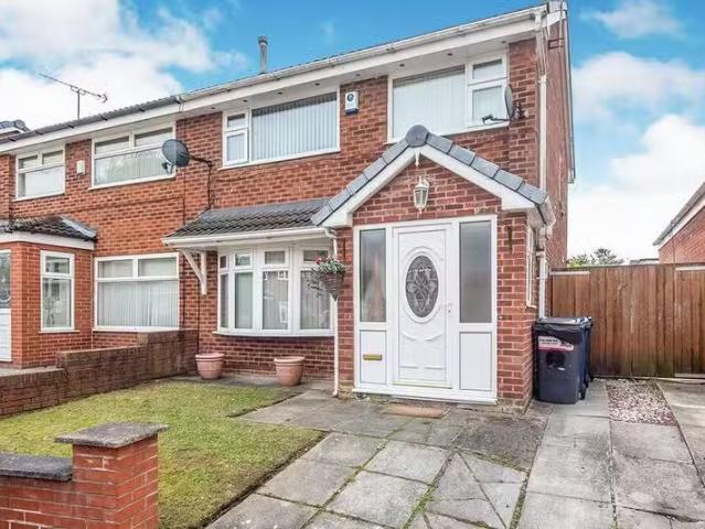 3 bedroom Semi Detached House to rent, Thornwood, Skelmersdale.
