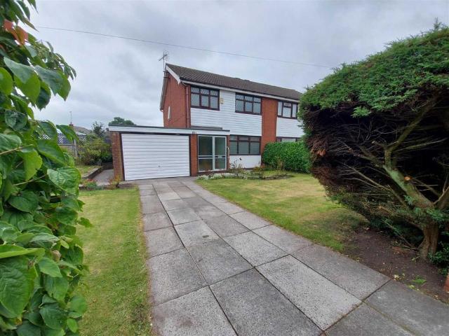 3 bedroom semi detached house to rent