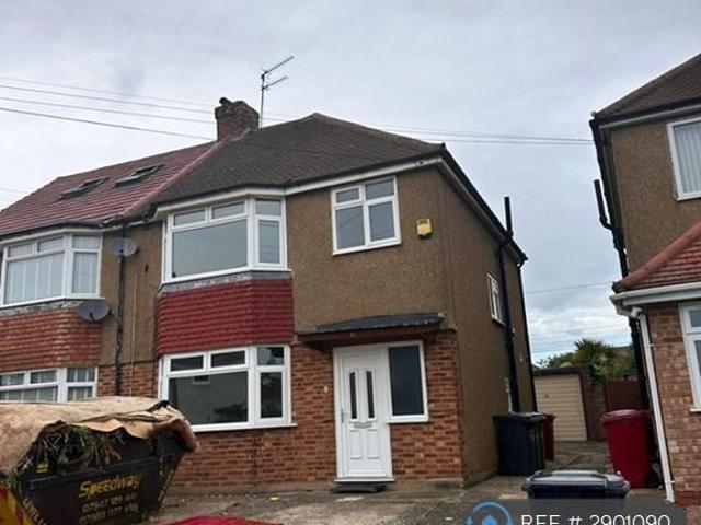 3 bedroom semi detached house to rent