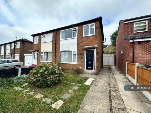 3 bedroom semi detached house to rent
