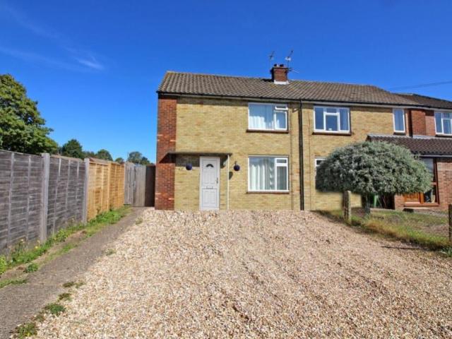 3 bedroom semi detached house to rent