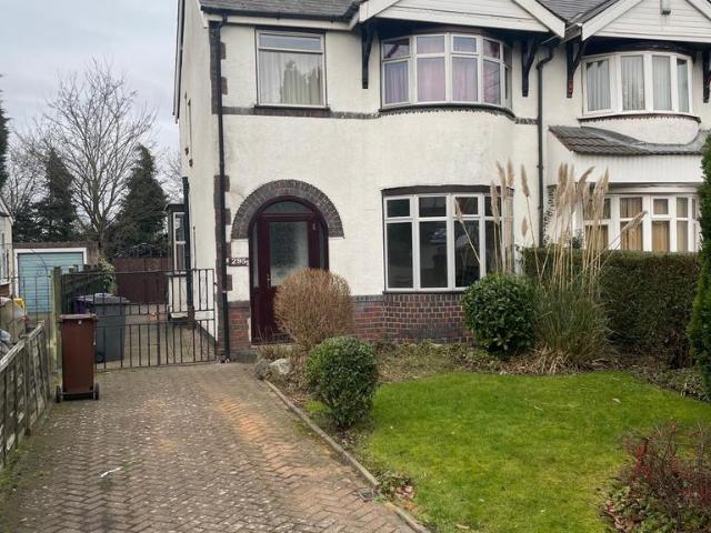 3 bedroom semi detached house to rent