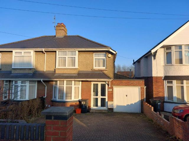 3 bedroom semi detached house to rent
