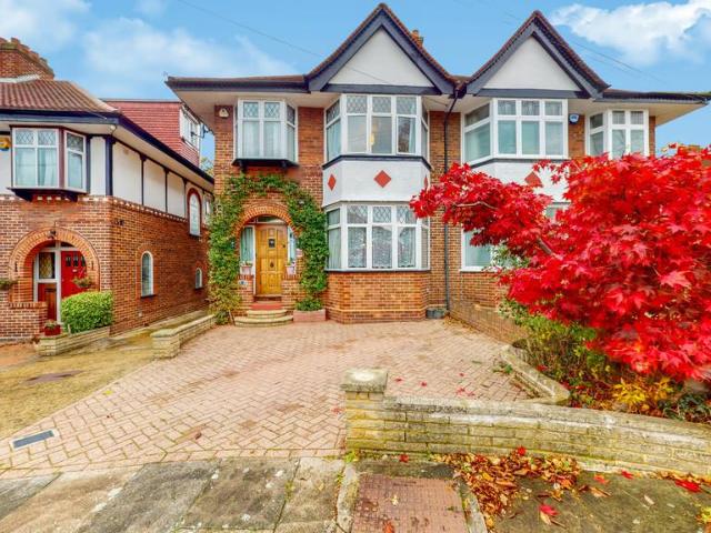3 bedroom semi detached house to rent