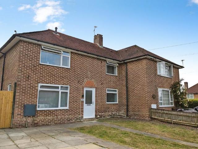 3 bedroom semi detached house to rent