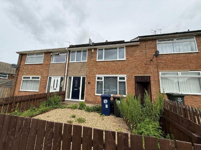 3 bedroom semi detached house to rent
