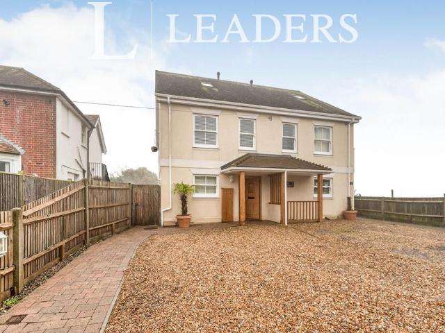 3 bedroom semi detached house to rent