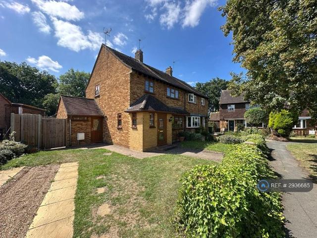3 bedroom semi detached house to rent