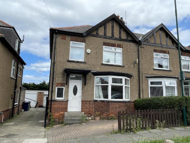3 bedroom semi detached house to rent