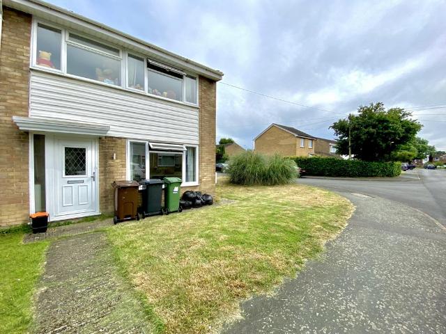 3 bedroom semi detached house to rent