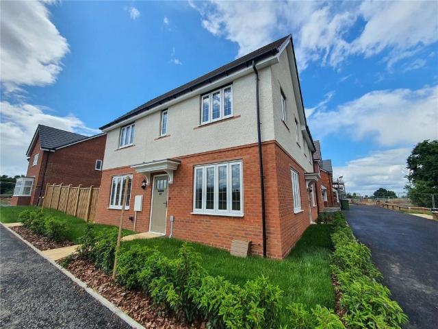 3 bedroom semi detached house to rent