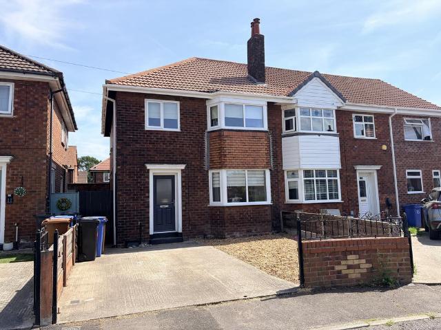 3 bedroom semi detached house to rent