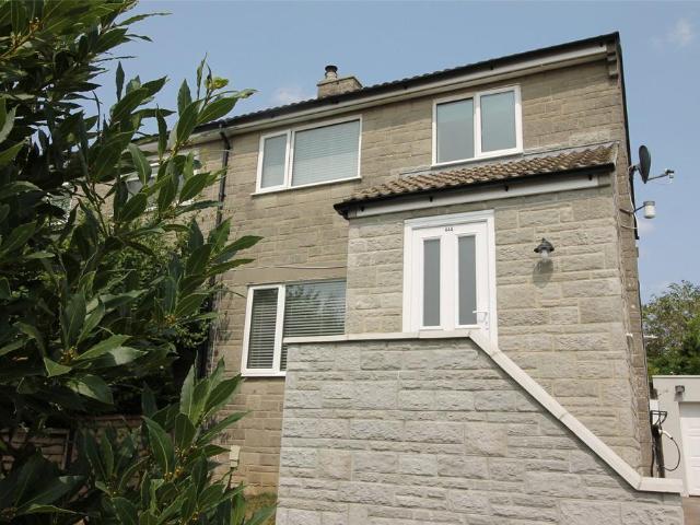 3 bedroom semi detached house to rent