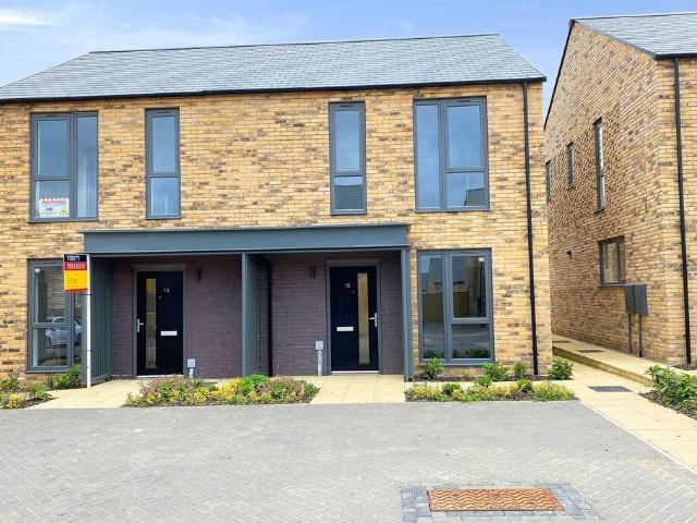 3 bedroom semi detached house to rent