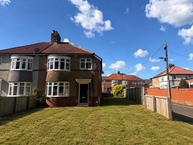 3 bedroom semi detached house to rent