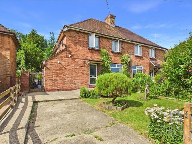 3 bedroom semi detached house to rent