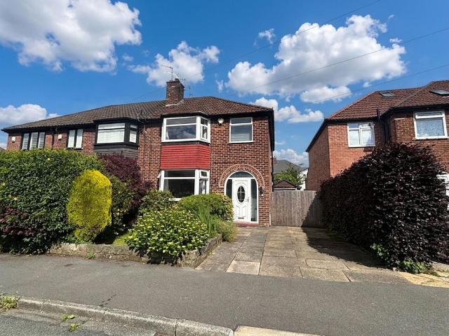 3 bedroom semi detached house to rent