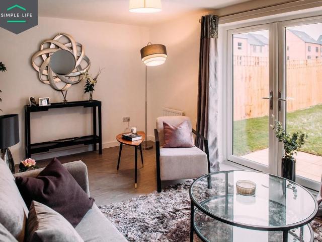 3 bedroom semi detached house to rent