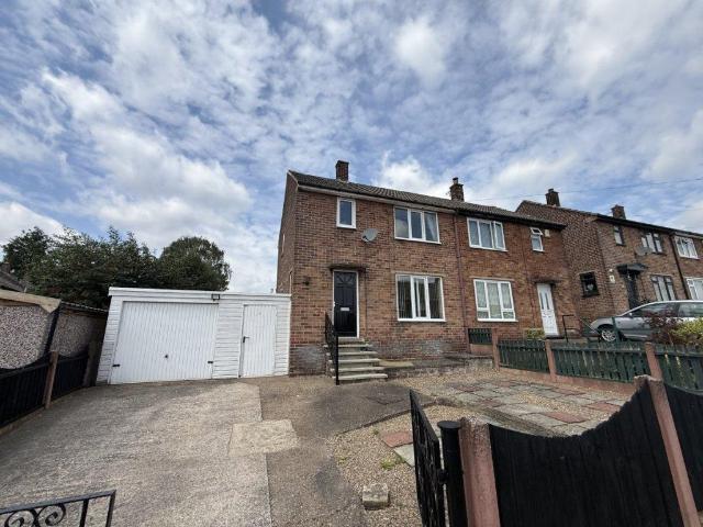 3 bedroom semi detached house to rent