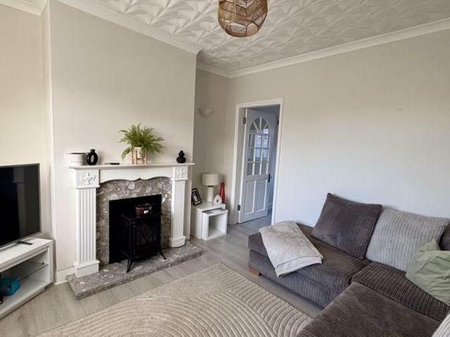 3 bedroom semi detached house to rent