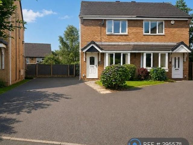 3 bedroom semi detached house to rent