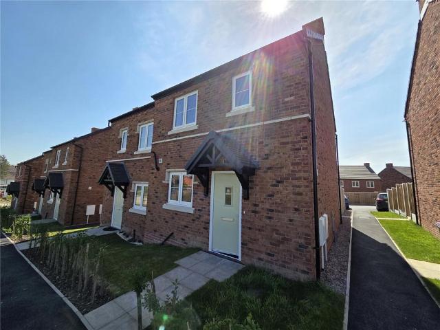 3 bedroom semi detached house to rent