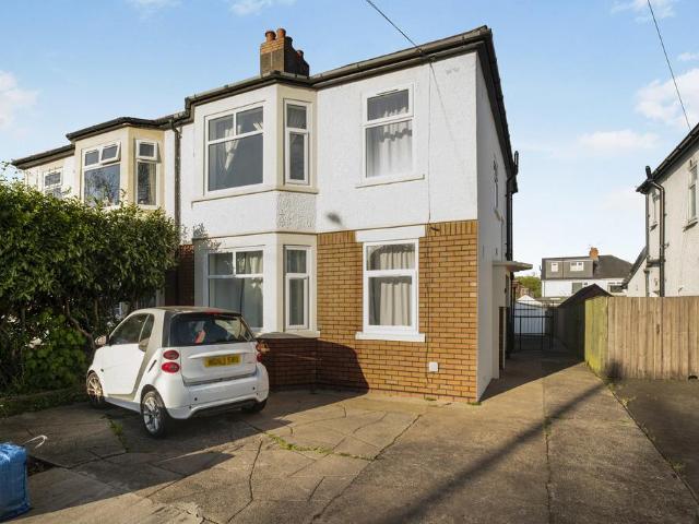 3 bedroom semi detached house to rent