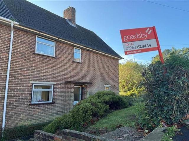 3 bedroom semi detached house to rent