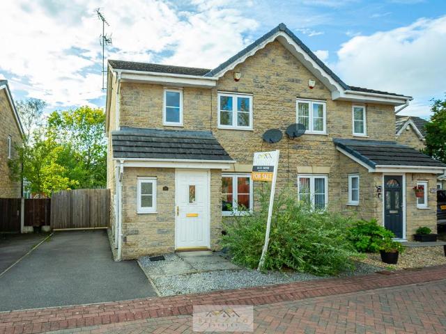 3 bedroom semi detached house to rent