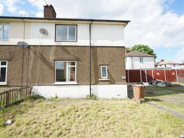 3 bedroom semi detached house to rent