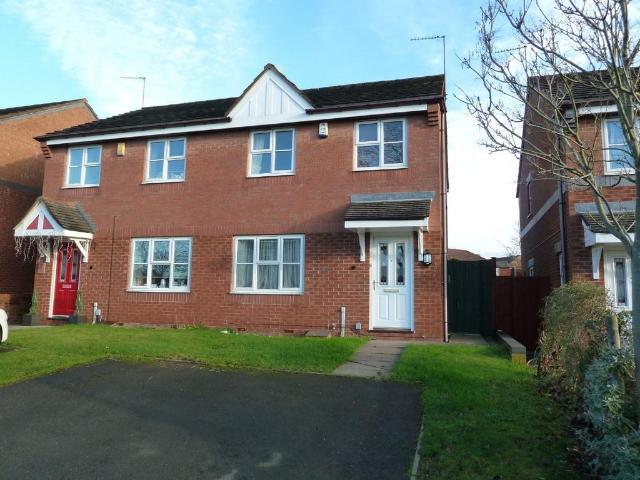 3 bedroom semi detached house to rent