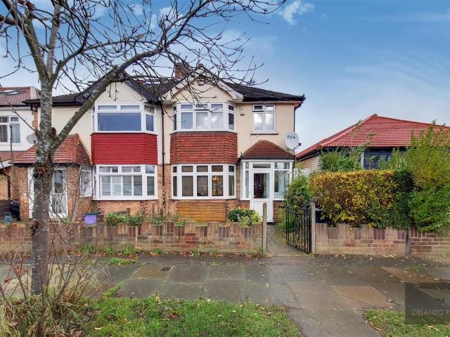 3 bedroom semi detached house to rent