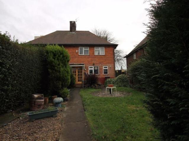 3 bedroom semi detached house to rent