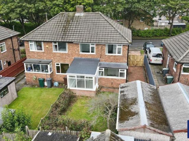 3 bedroom semi detached house to rent