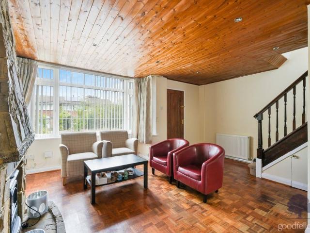 3 bedroom semi detached house to rent