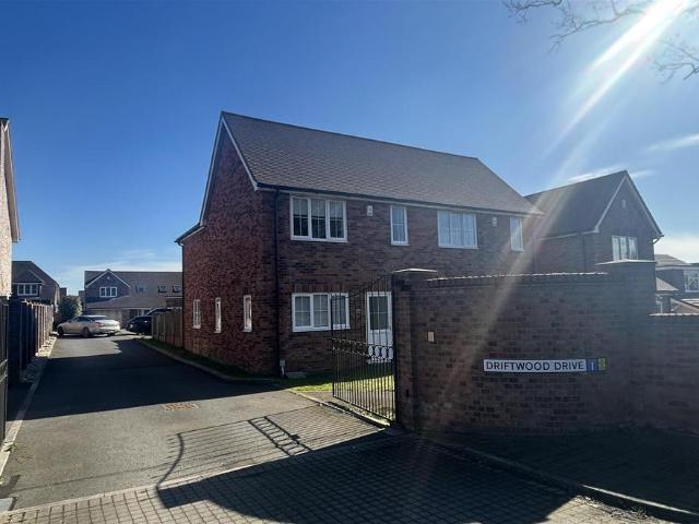3 bedroom semi detached house to rent
