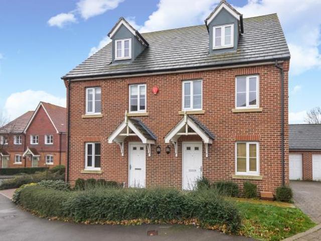 3 bedroom semi detached house to rent