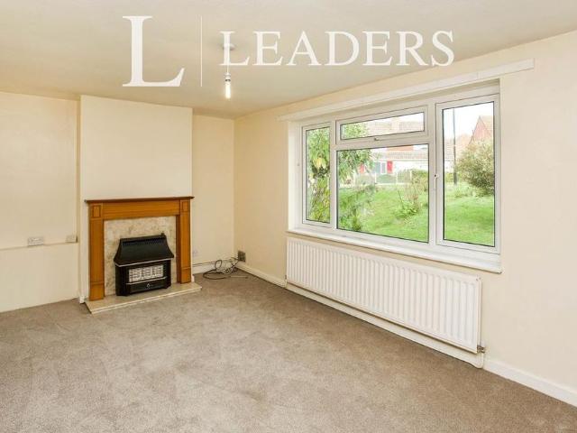 3 bedroom semi detached house to rent