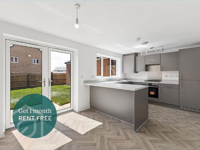 3 bedroom semi detached house to rent
