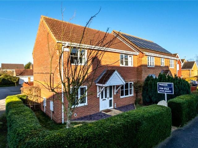 3 bedroom semi detached house to rent