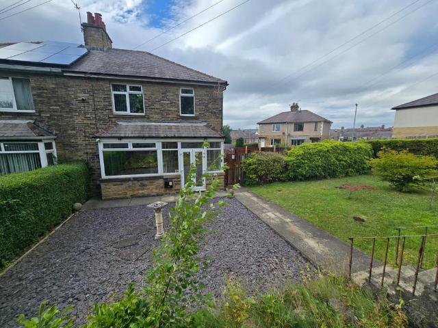 3 bedroom semi detached house to rent