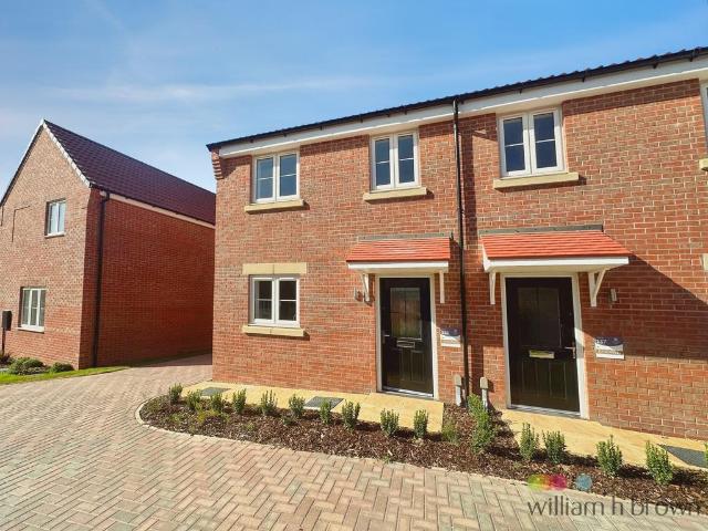 3 bedroom semi detached house to rent