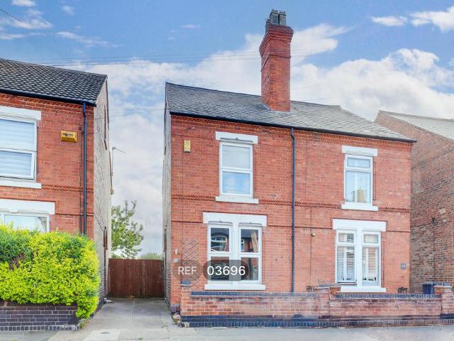 3 bedroom semi detached house to rent