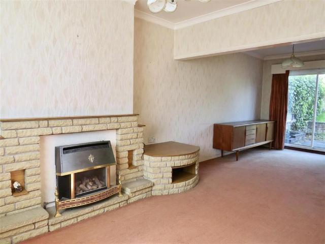 3 bedroom semi detached house to rent