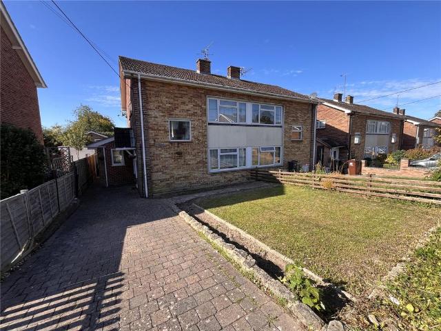 3 bedroom semi detached house to rent