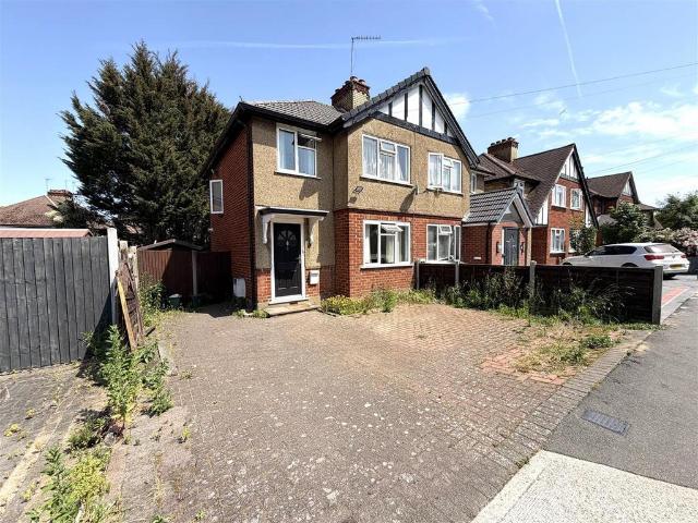 3 bedroom semi detached house to rent