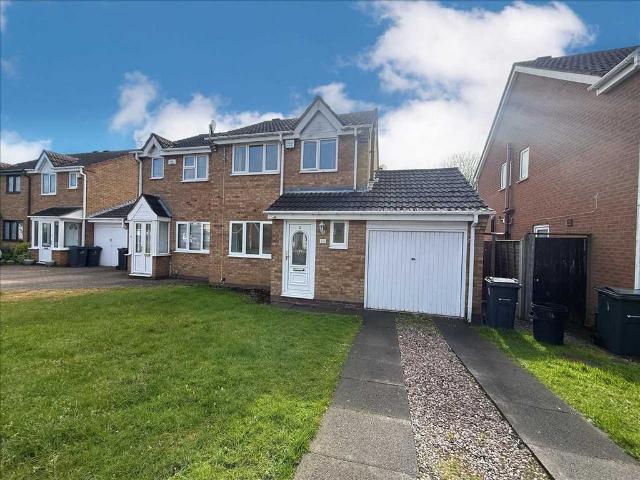 3 bedroom semi detached house to rent