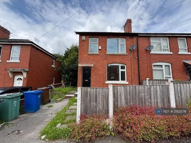 3 bedroom semi detached house to rent
